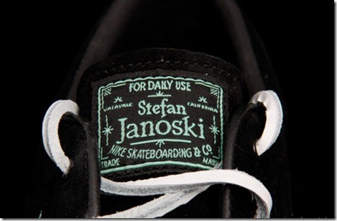 Thread and Sole: Nike SB Stefan Janoski “Tiffany Diamond” Black/Mint